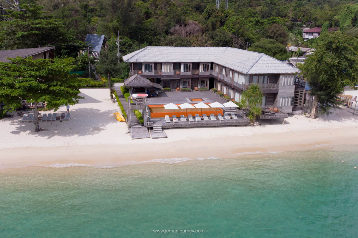 รีวิว บ้านพลอยสี Baan Ploy Sea เกาะเสม็ด | เจอนั่น Journey
